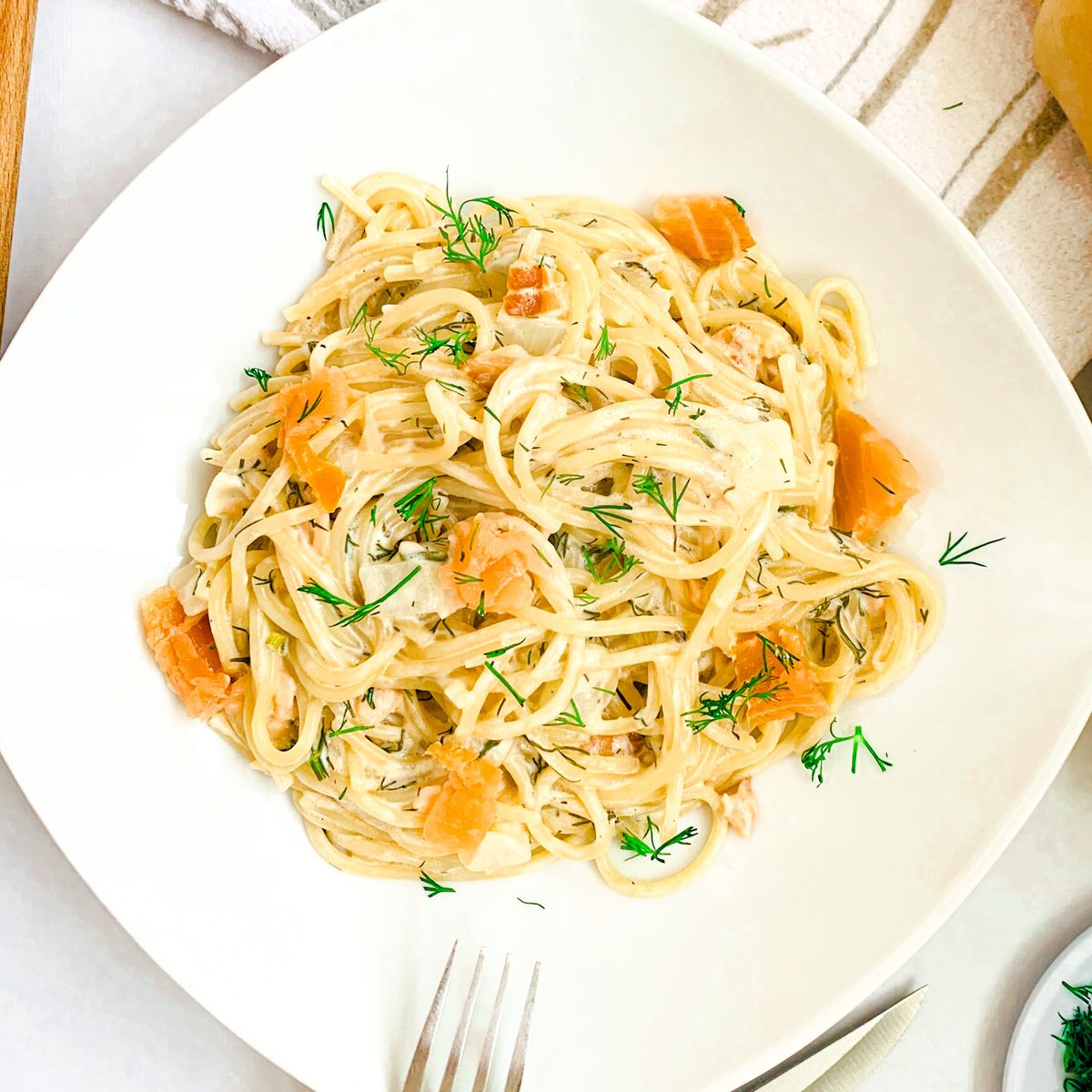 Salmon and lemon pasta | Recipe | Kitchen Stories