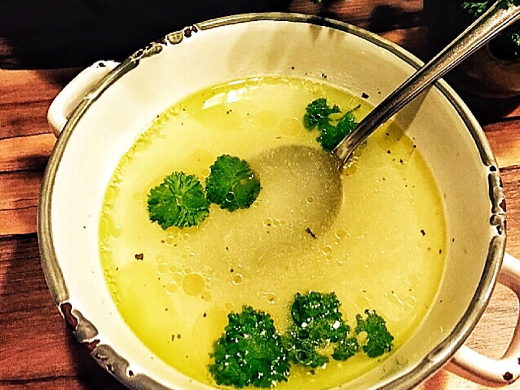 Chicken broth | Recipe | Kitchen Stories