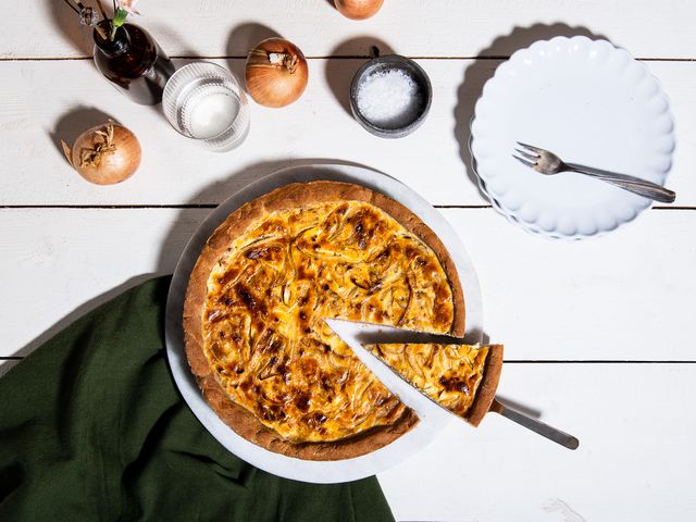 Zwiebelkuchen (German onion pie) | Recipe | Kitchen Stories