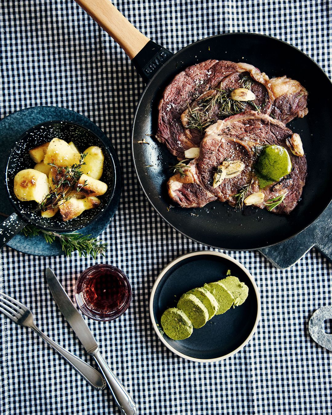 The Material of Your Pan Matters More Than You Think | Stories ...