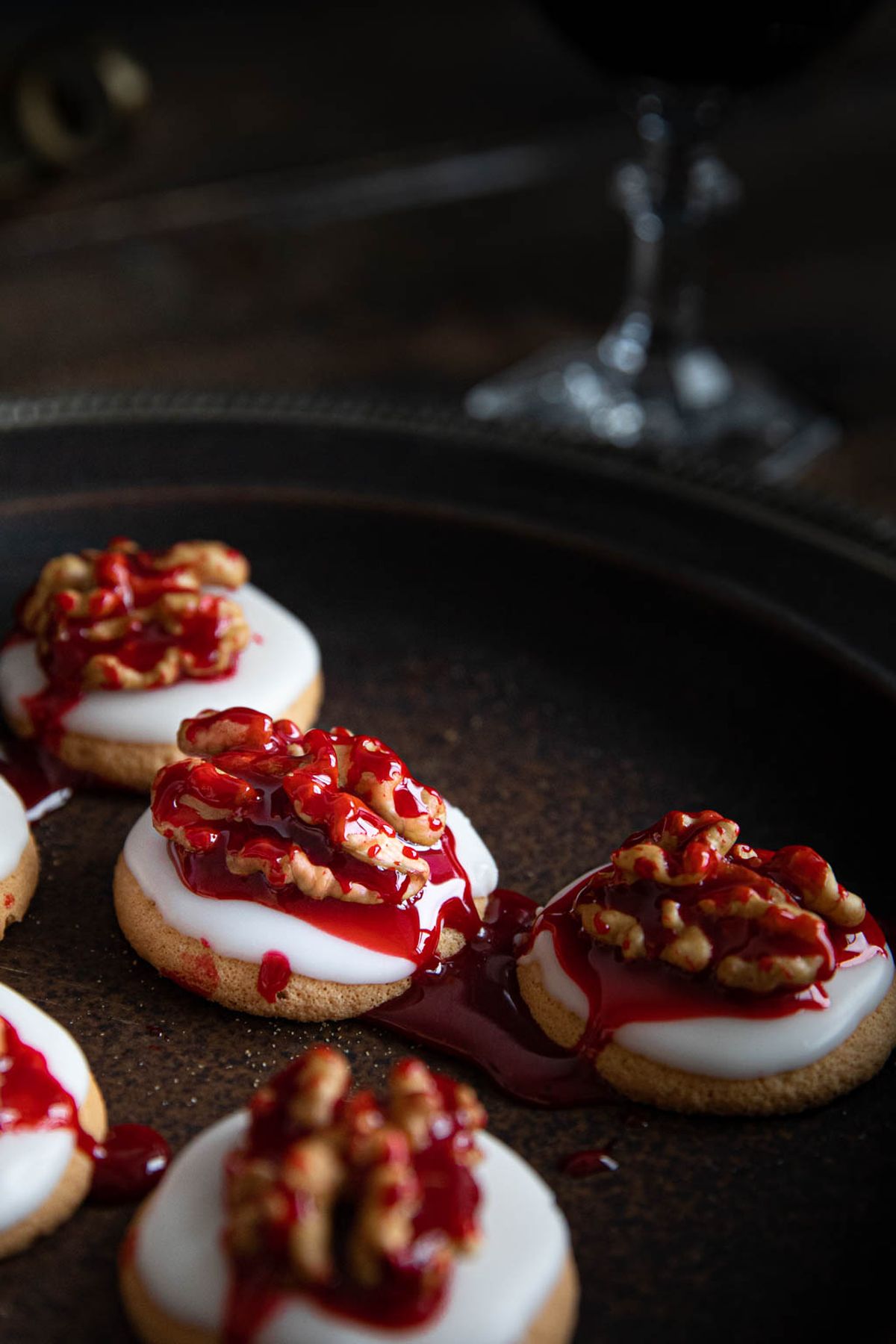 11 Scary Snacks to Take Your Halloween Party to the Next Level ...