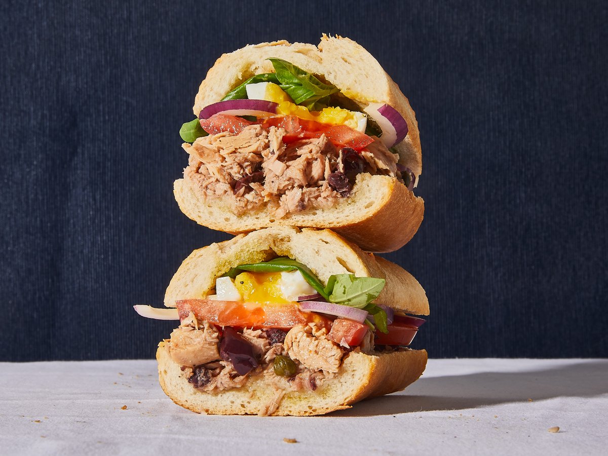 Pan bagnat (French tuna sandwich) | Recipe | Kitchen Stories