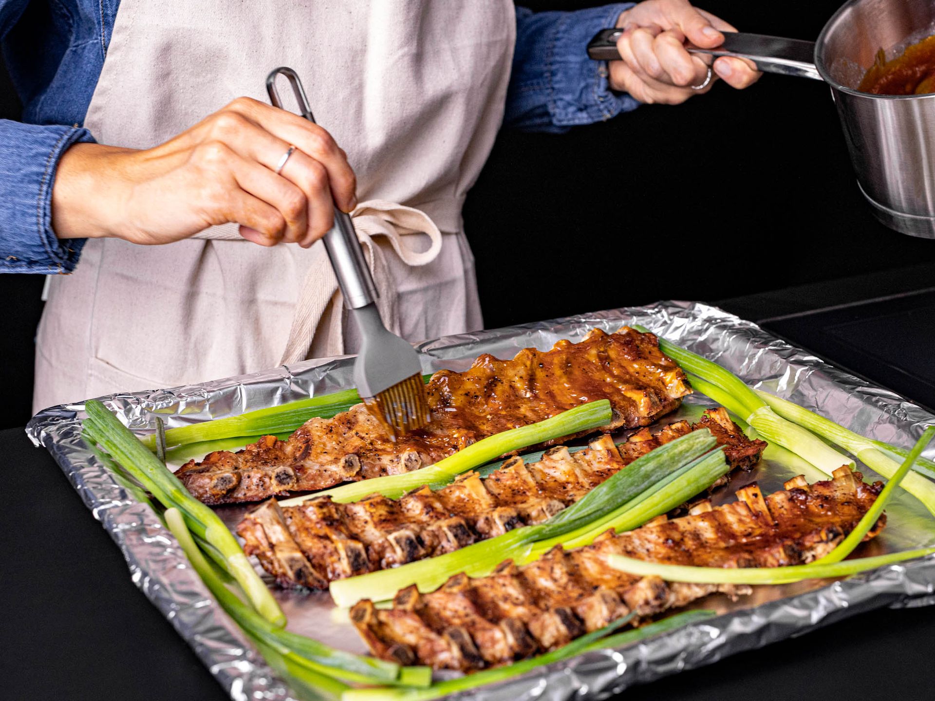 5-ingredient honey-miso ribs | Recipe | Kitchen Stories