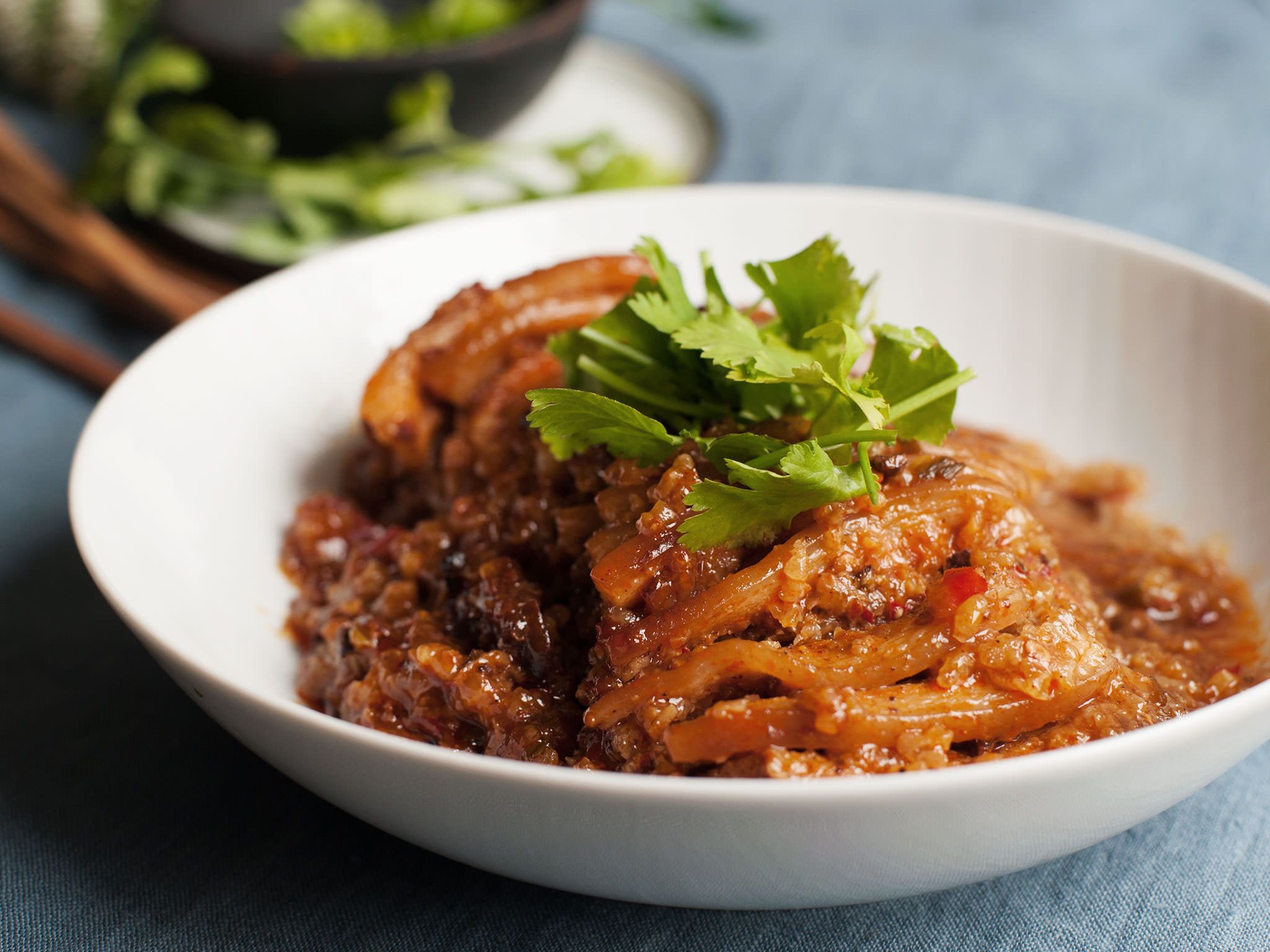 Spicy steamed pork and sticky rice | Recipe | Kitchen Stories