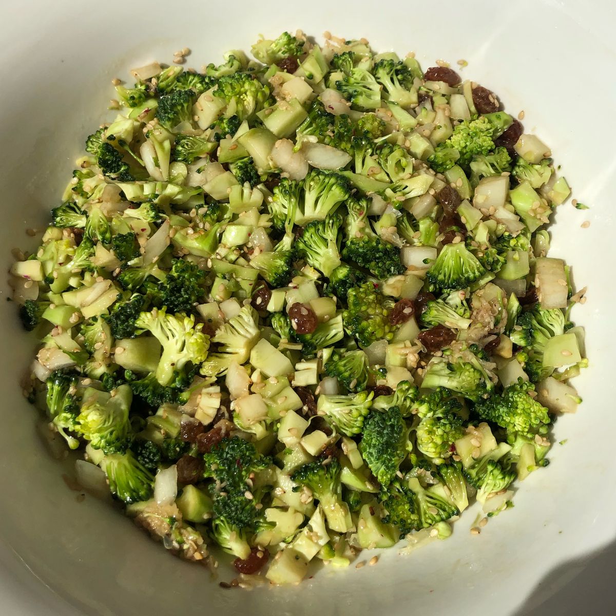 Brokkoli Salat | Rezept | Kitchen Stories