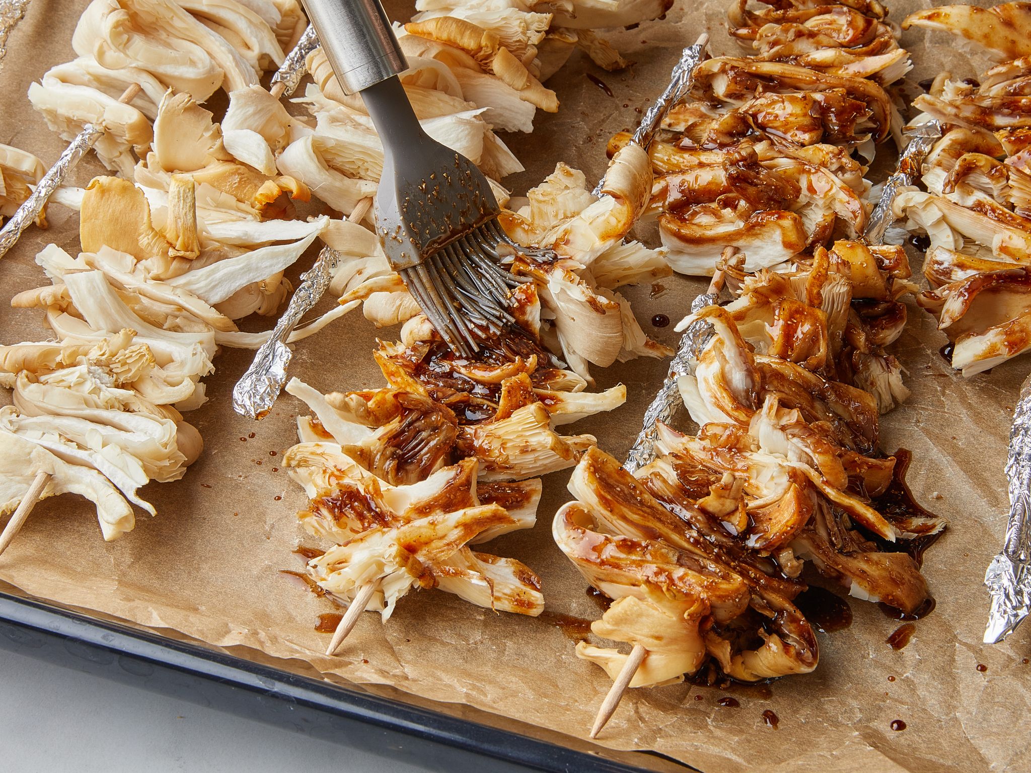Oyster mushroom satay with spicy peanut sauce | Recipe | Kitchen Stories