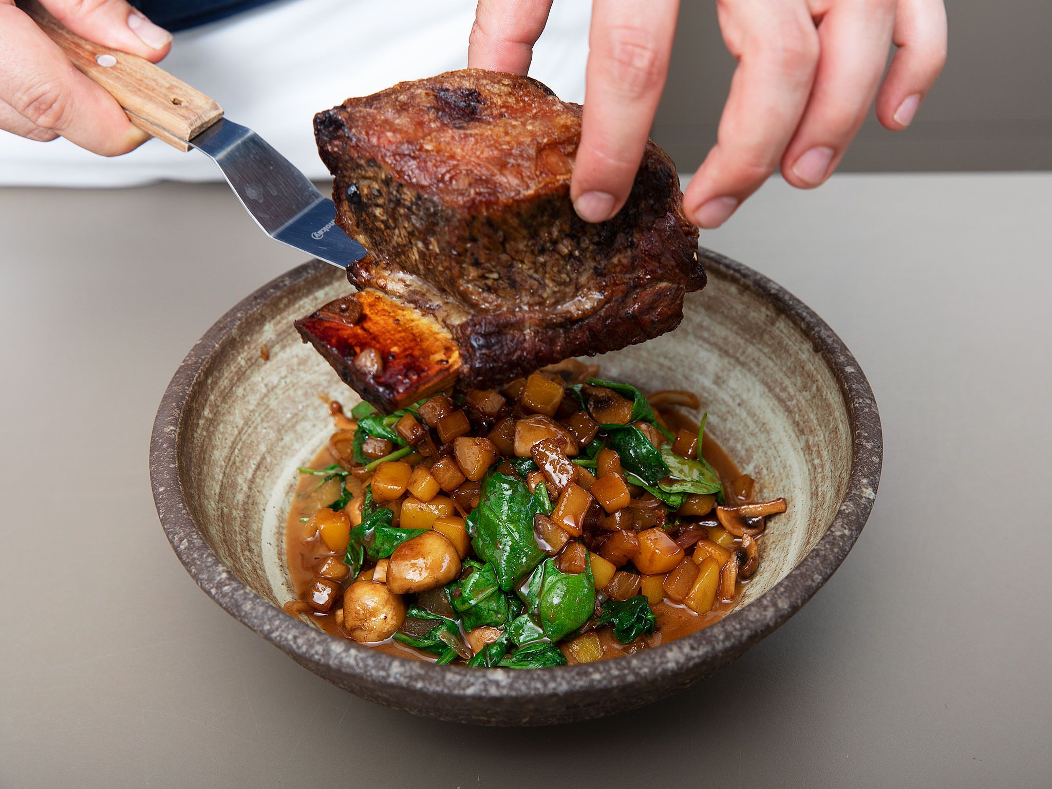 Teriyaki braised beef short ribs | Recipe | Kitchen Stories