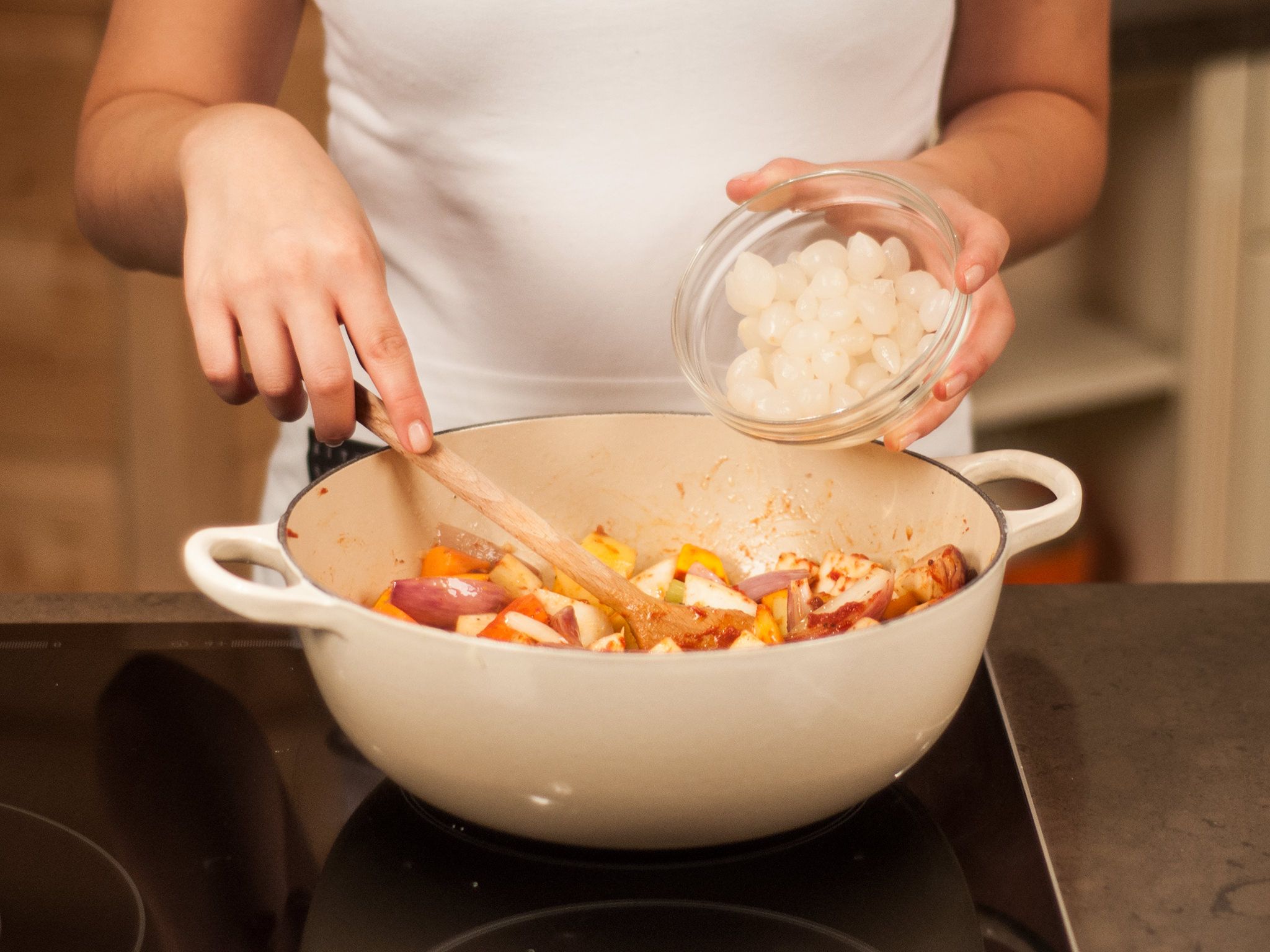 Vegetarischer Gulasch | Rezept | Kitchen Stories