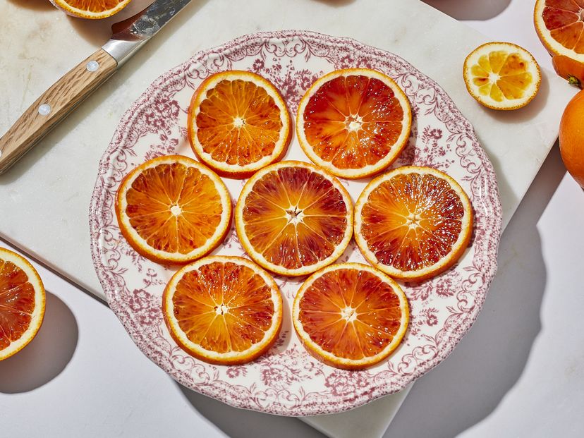 Blood oranges: What is the secret behind their color, and why do we ...