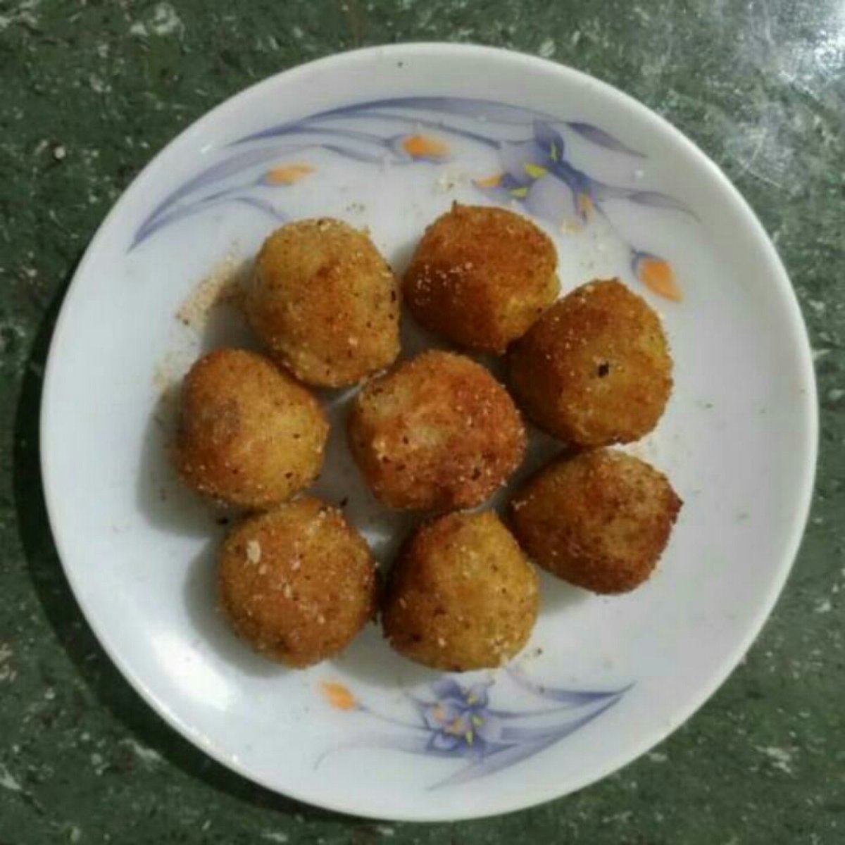 potato pops | Recipe | Kitchen Stories