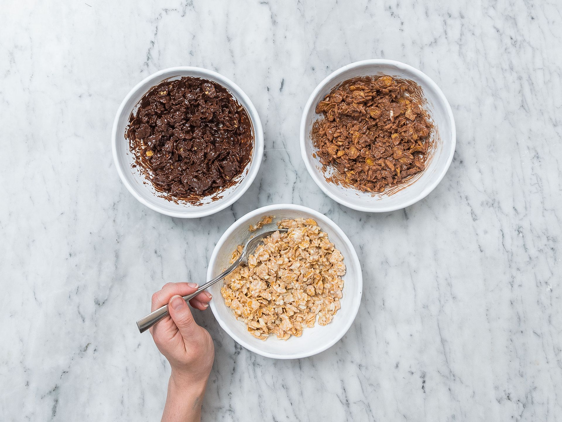 DIY chocolate crunch bites | Recipe | Kitchen Stories