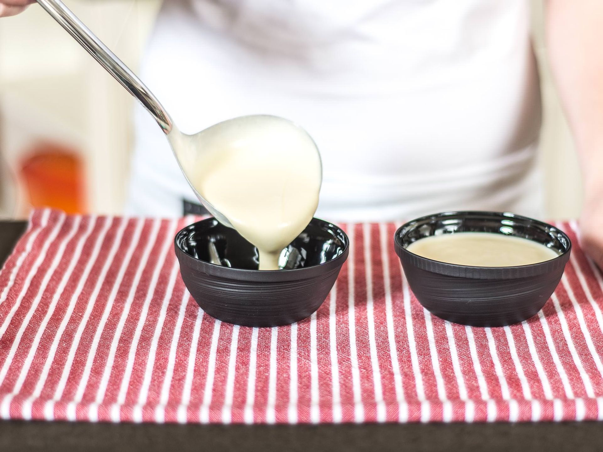 White chocolate mousse | Recipe | Kitchen Stories