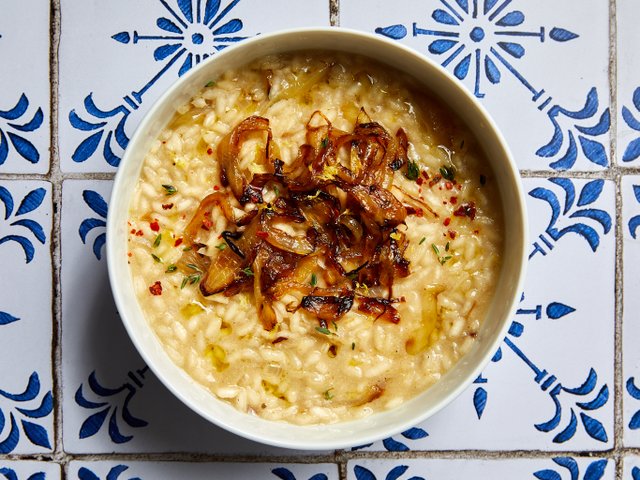 Vegan risotto with caramelized onions | Recipe | Kitchen Stories