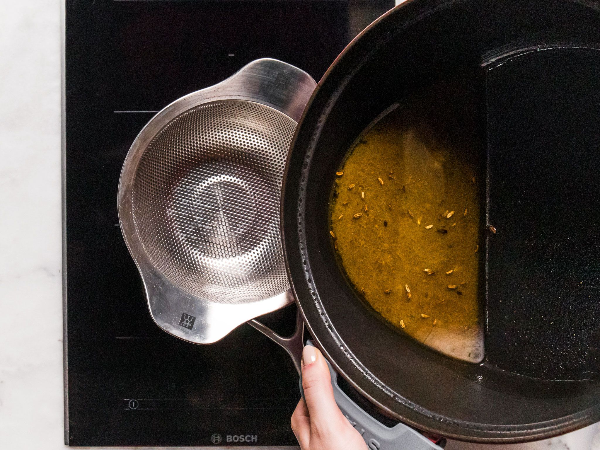 Braised goose legs with anise-mandarin sauce | Recipe | Kitchen Stories