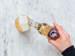 Gingerbread fizz | Recipe | Kitchen Stories