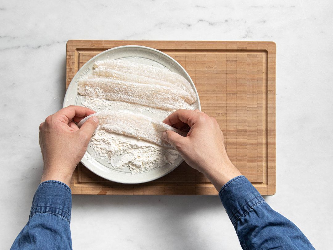 Sole à la meunière with capers and lemon | Recipe | Kitchen Stories