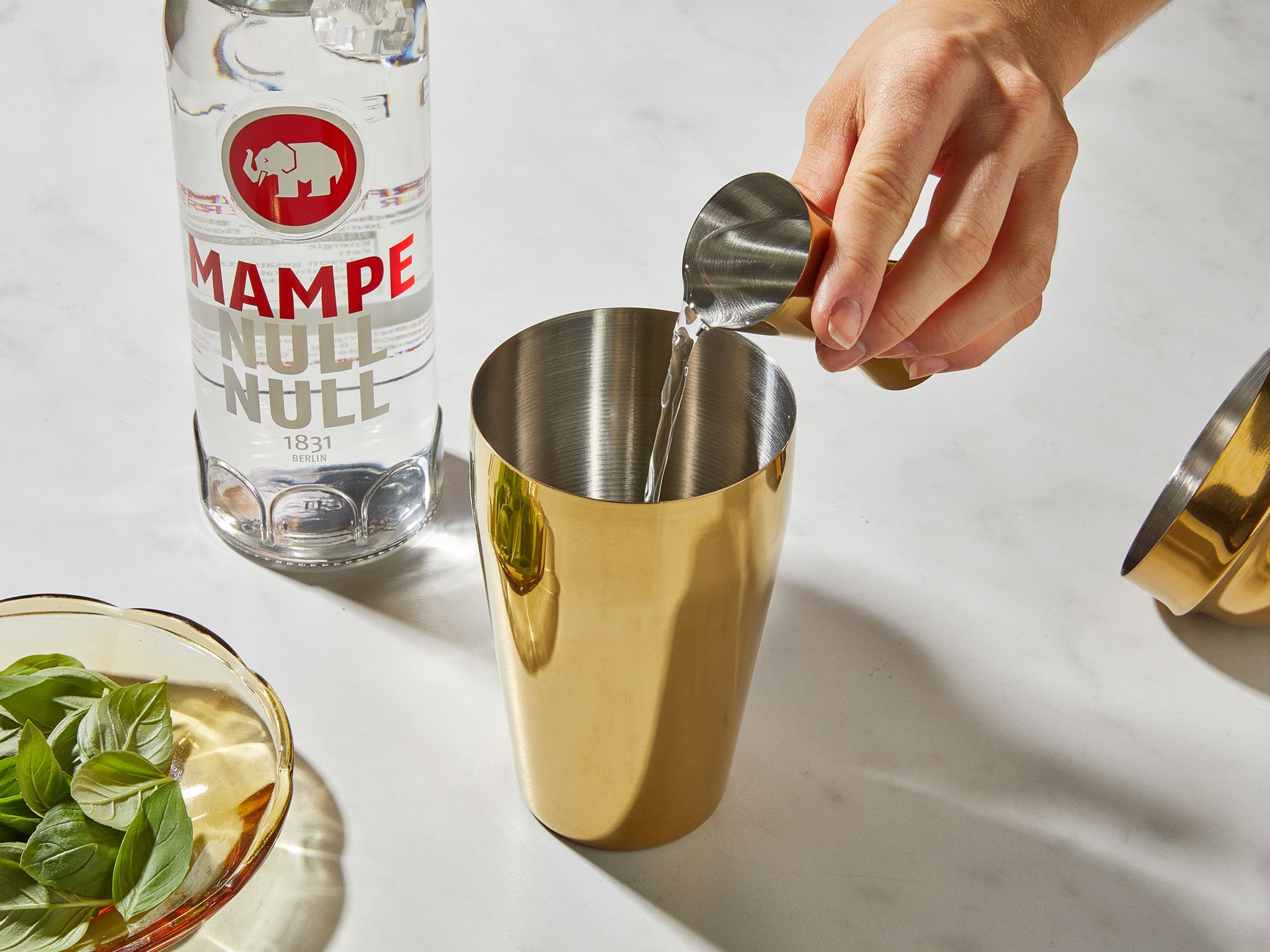 No-Gin Basil Smash | Rezept | Kitchen Stories