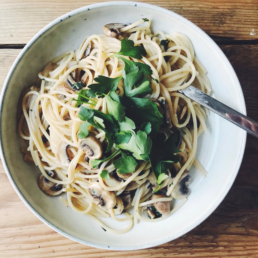 Vegane Spaghetti mit Pilzen | Rezept | Kitchen Stories