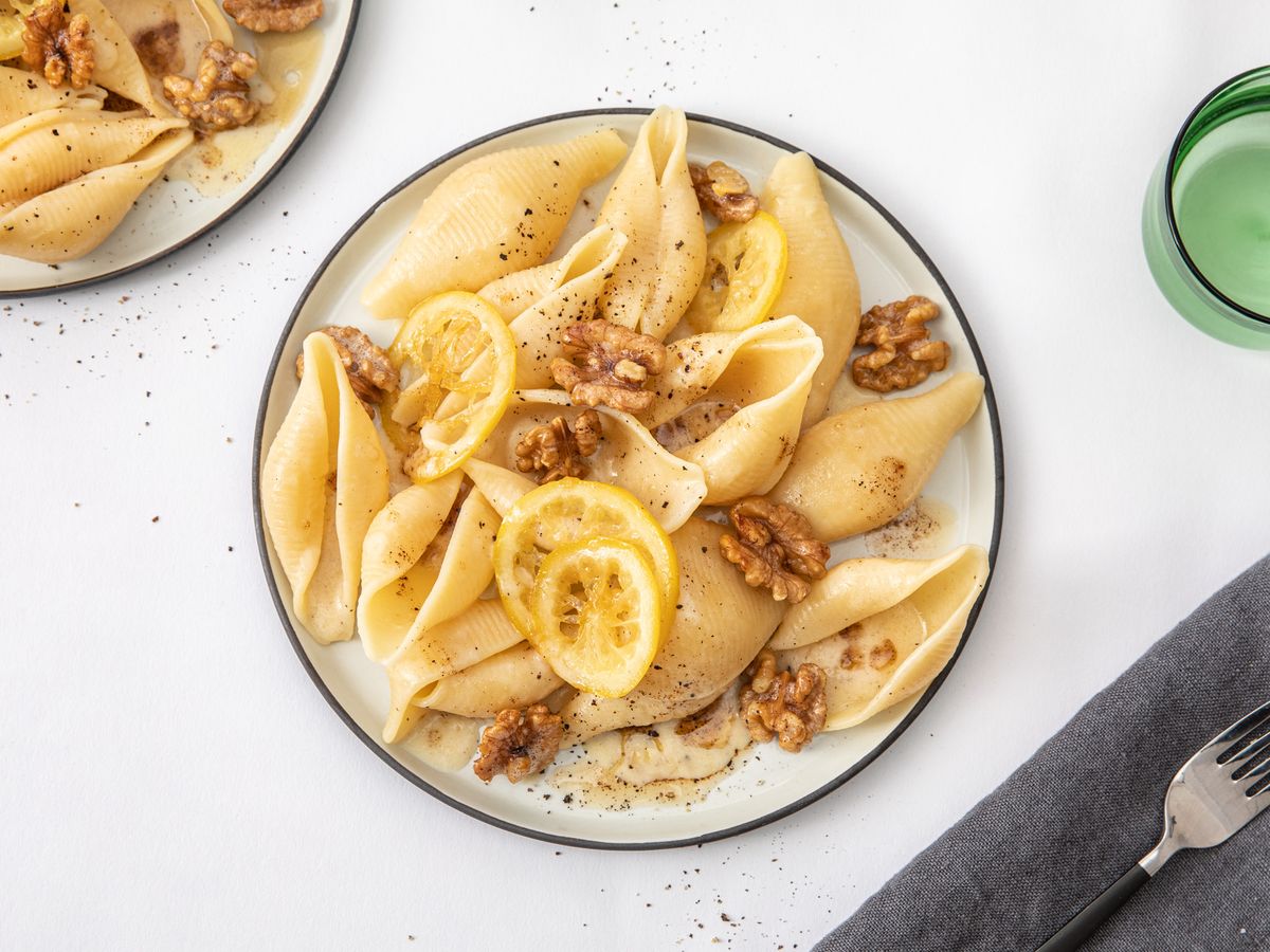 Whole lemon pasta | Recipe | Kitchen Stories
