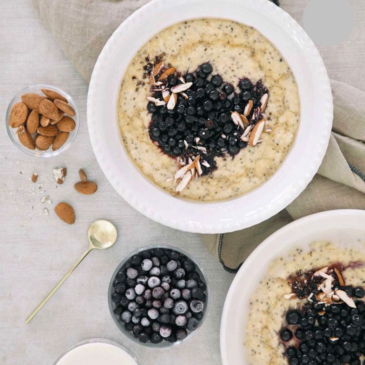 Blueberry Oatmeal | Recipe | Kitchen Stories