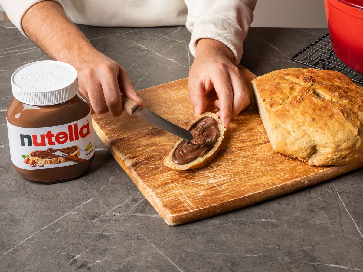 Schnelles Buttermilch-Brot ohne Hefe mit nutella® | Rezept | Kitchen ...