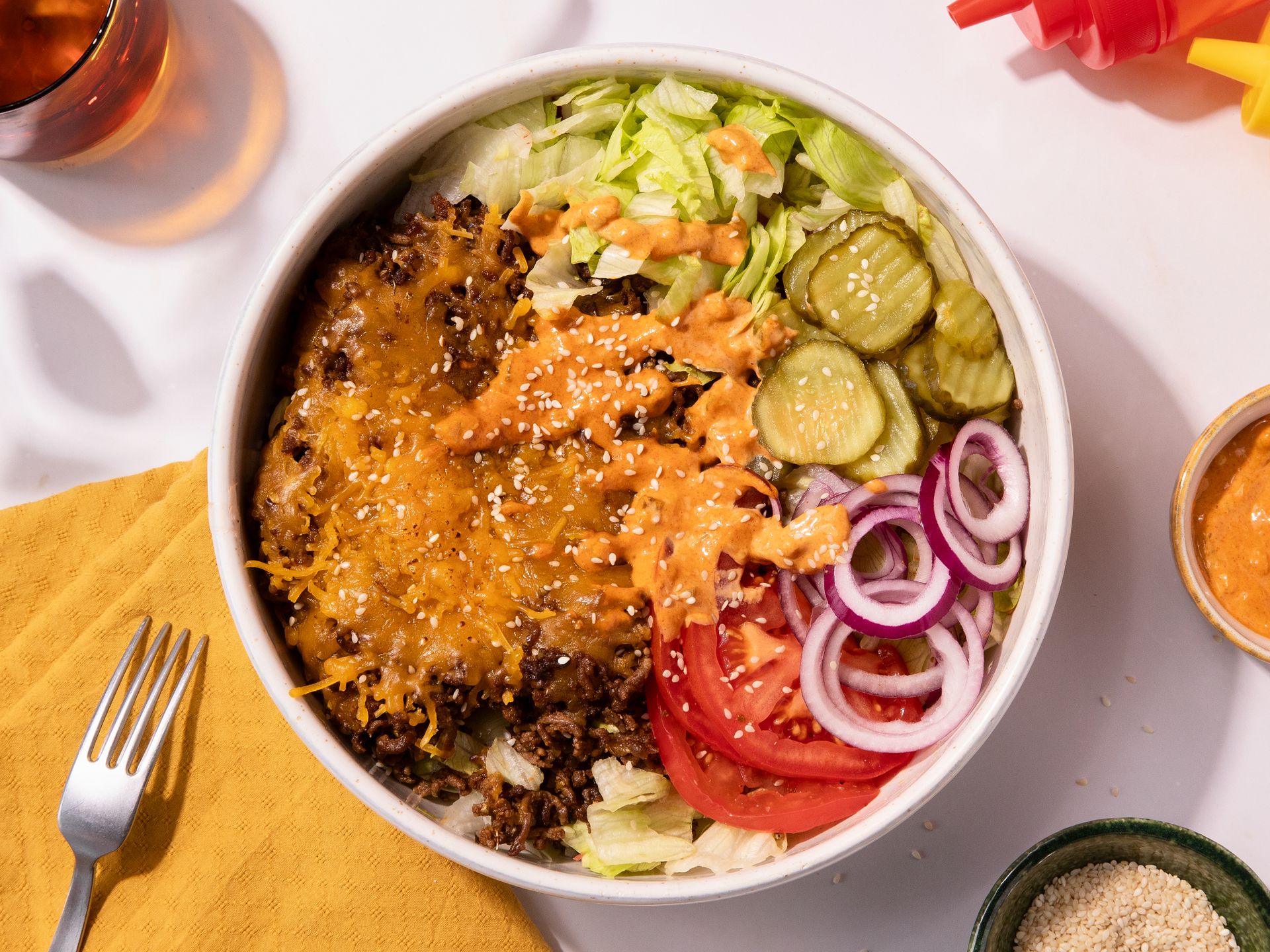 Low-Carb Big Mac Bowl | Rezept | Kitchen Stories