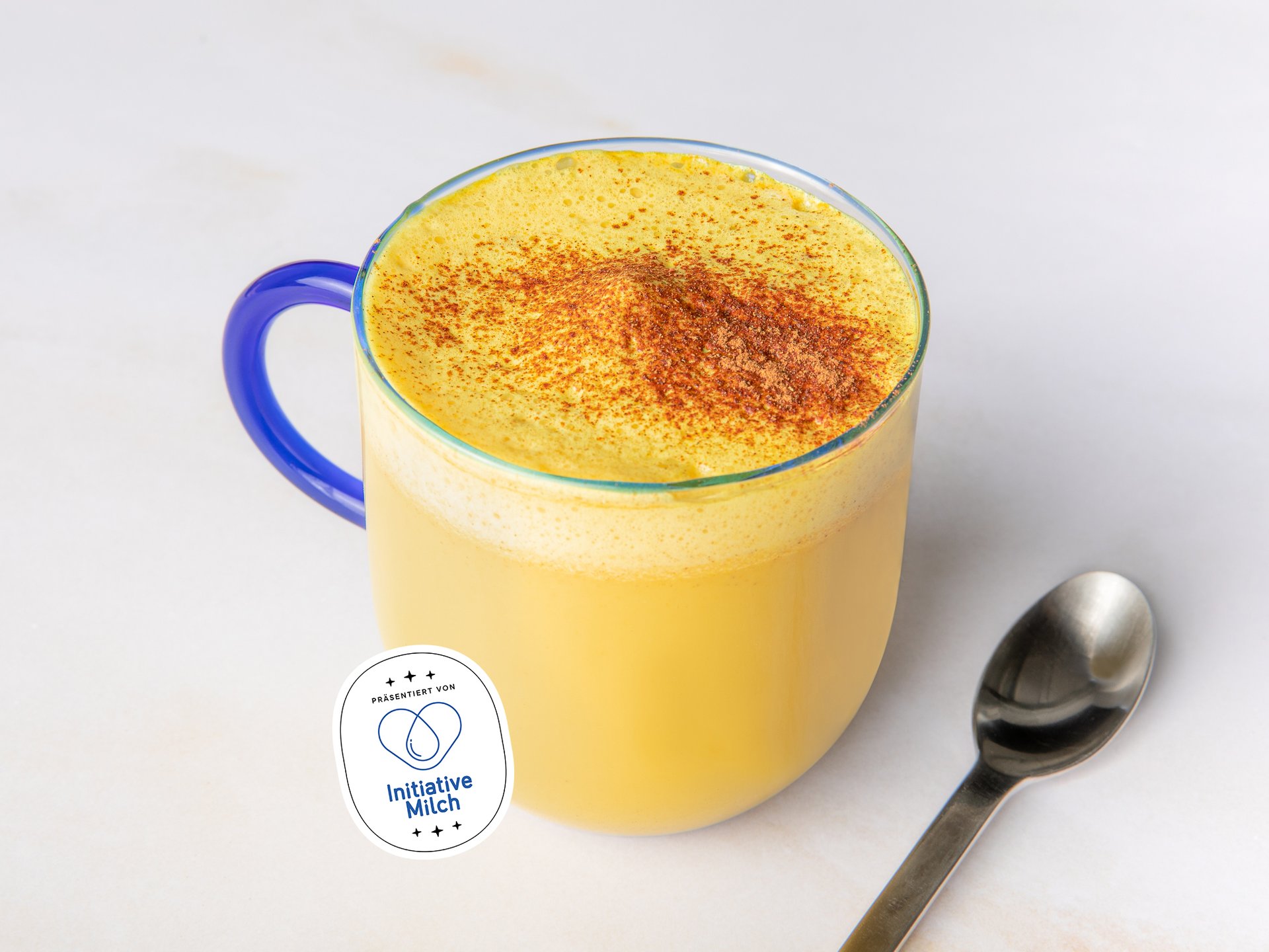 Fresh turmeric latte | Recipe | Kitchen Stories
