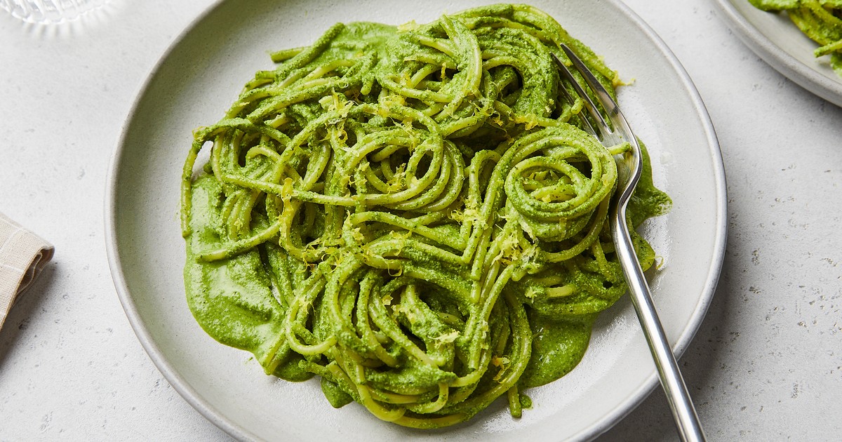 Kale pesto pasta | Recipe | Kitchen Stories