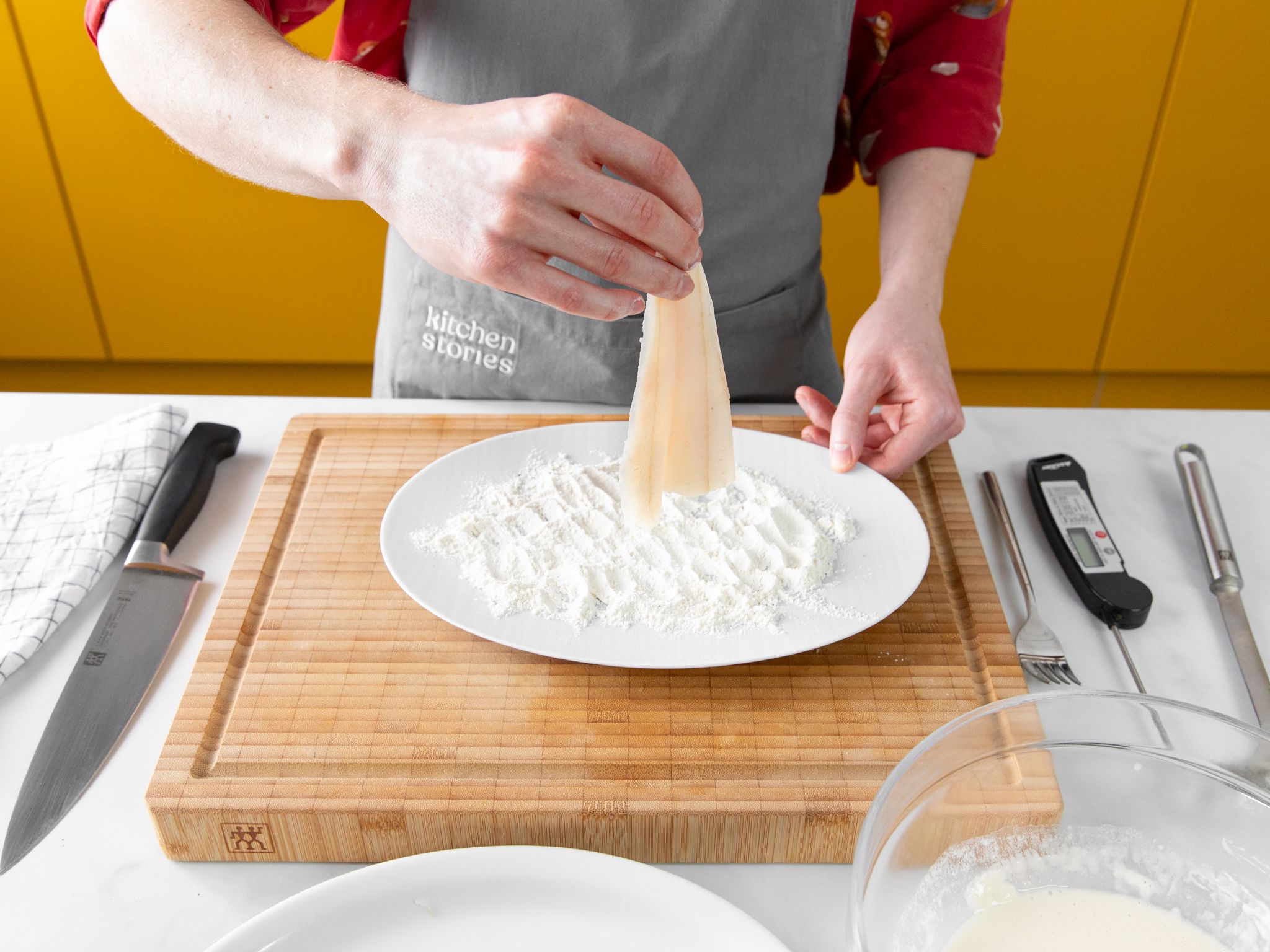 Make a fish and chips burger with Steven | Recipe | Kitchen Stories