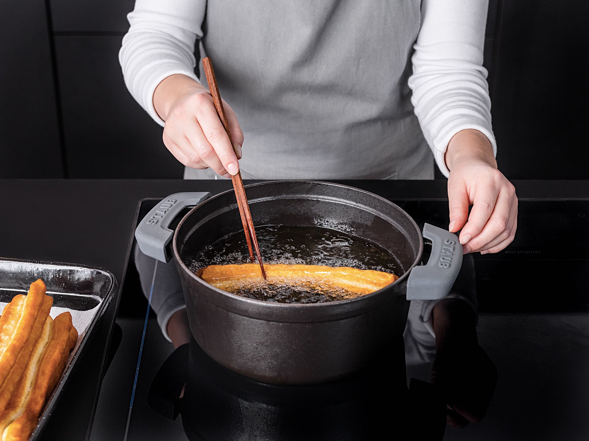 Youtiao (Chinese fried dough sticks) | Recipe | Kitchen Stories