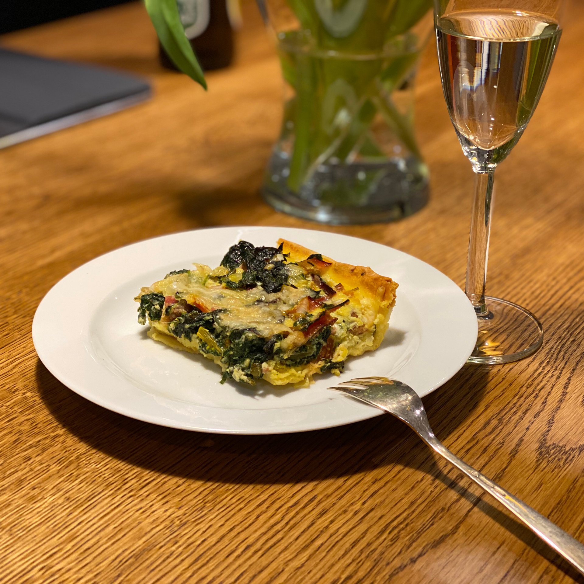 Mangold-Quiche vom Blech | Rezept | Kitchen Stories