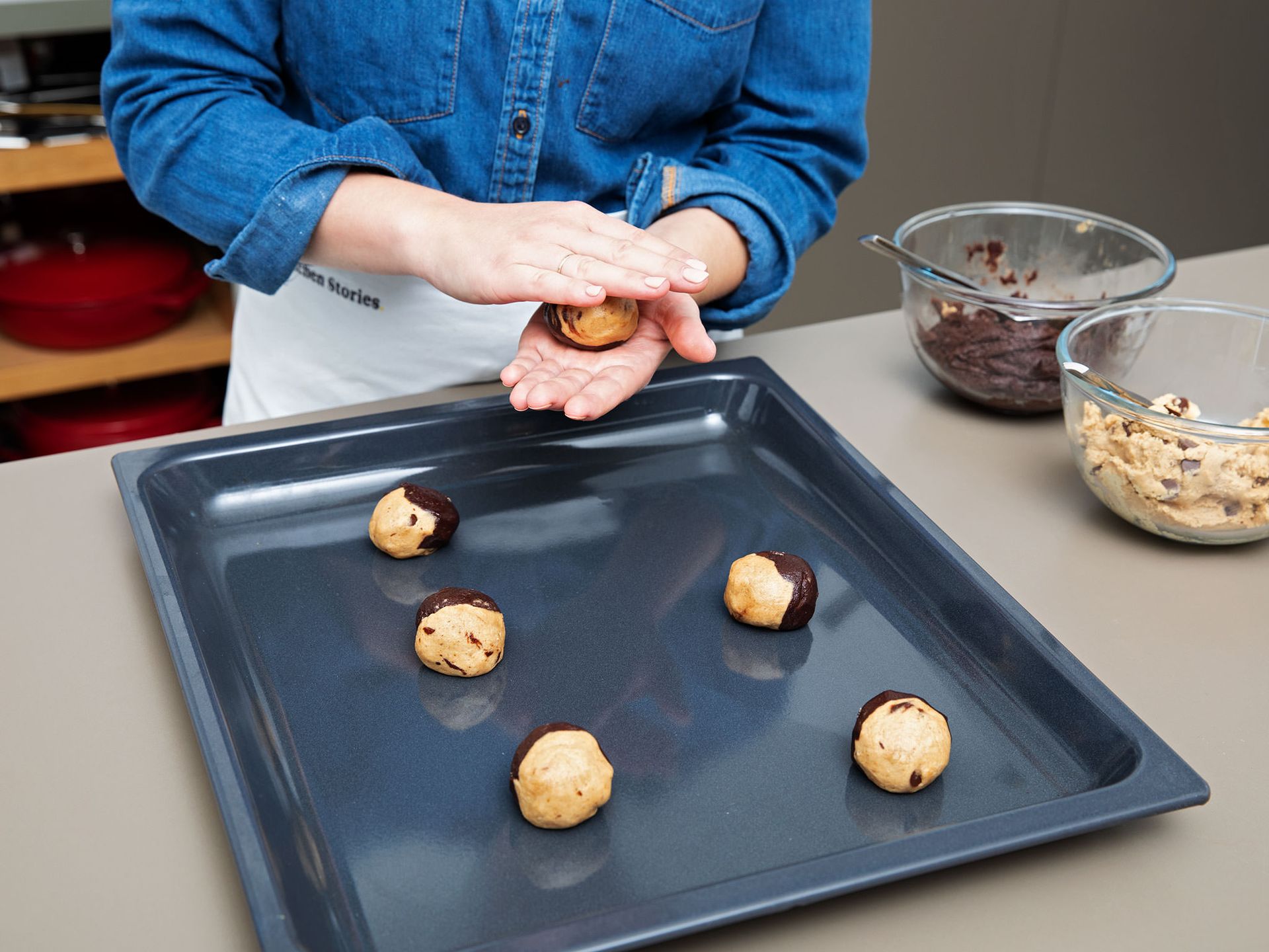 Half-and-half cookies with peanut butter | Recipe | Kitchen Stories