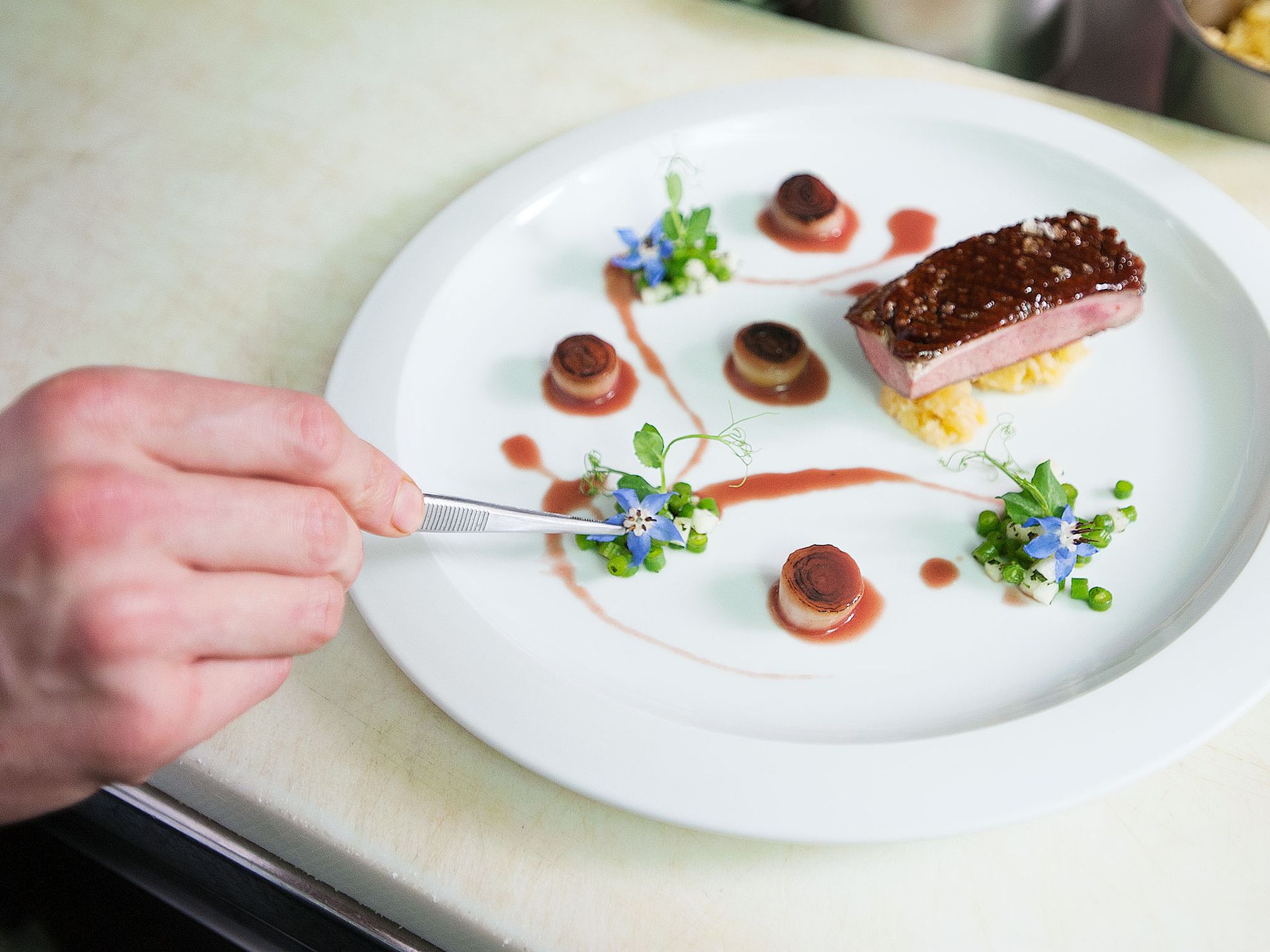Glazed duck breast with mashed rutabaga | Recipe | Kitchen Stories