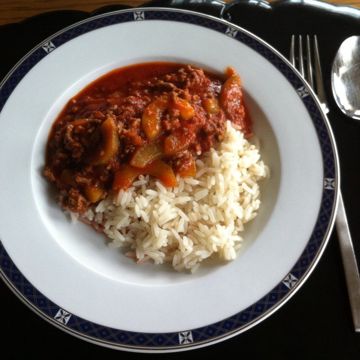 Schmorgurken mit Hackfleisch | Rezept | Kitchen Stories