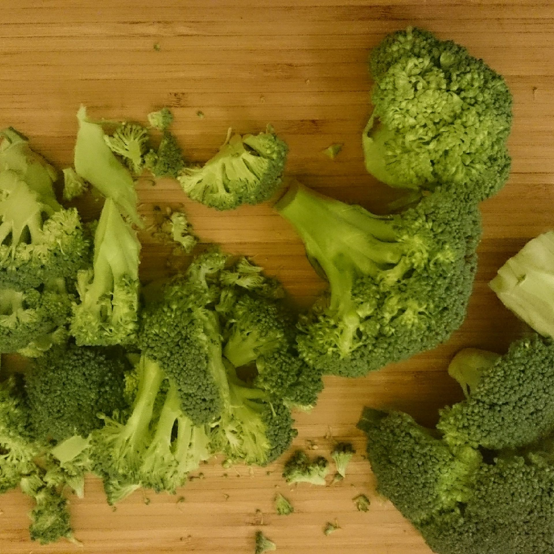 Light broccoli soup | Recipe | Kitchen Stories