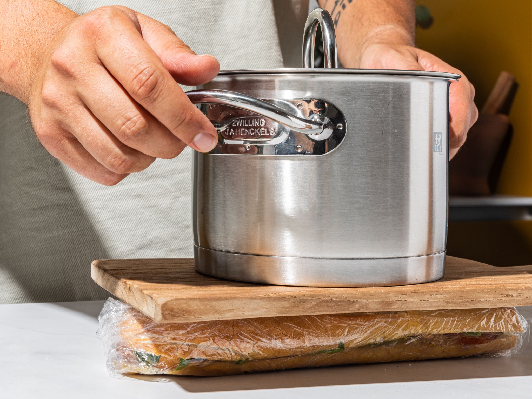 Pan bagnat (French tuna sandwich) | Recipe | Kitchen Stories