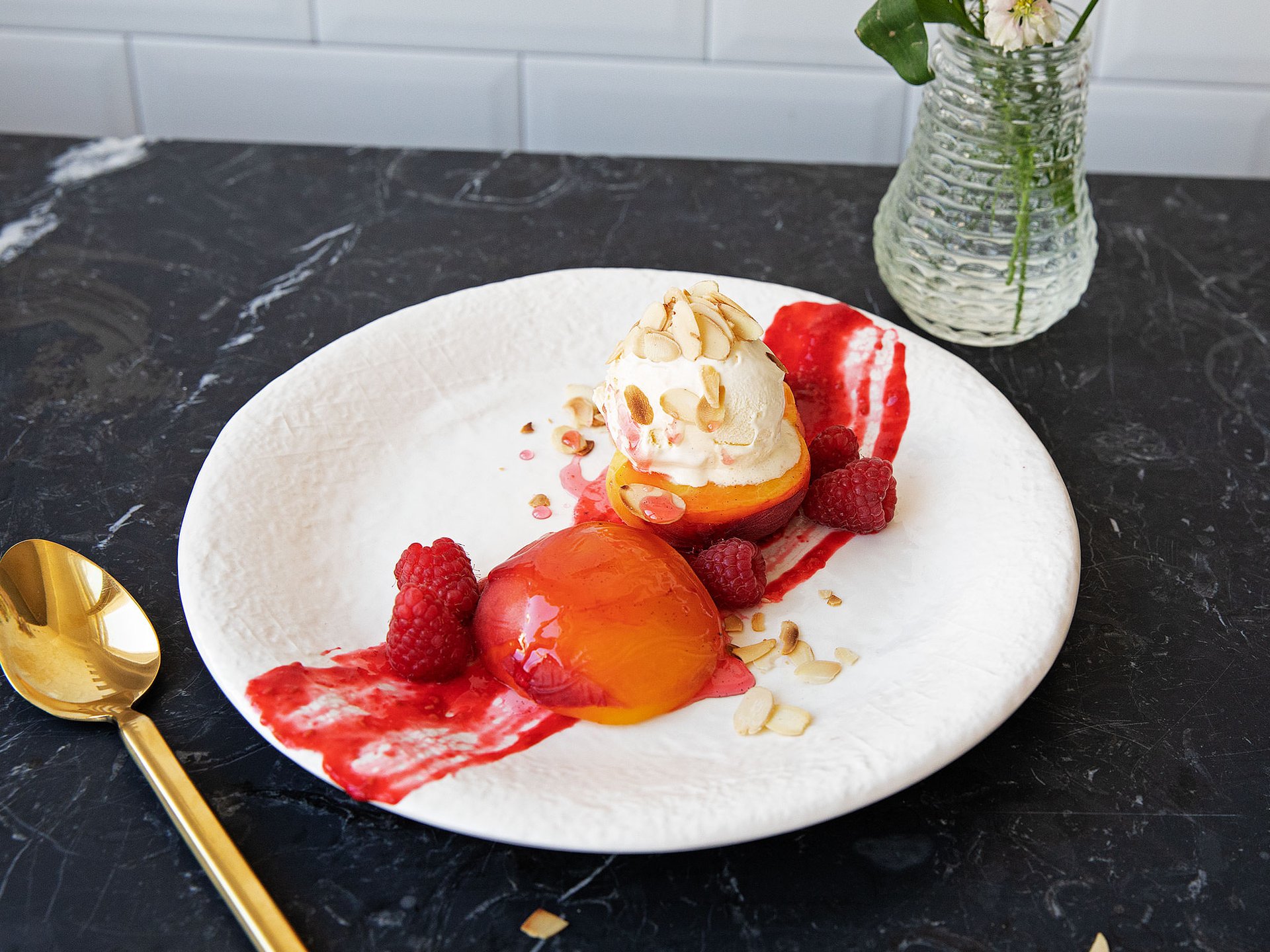 Peach melba | Recipe | Kitchen Stories