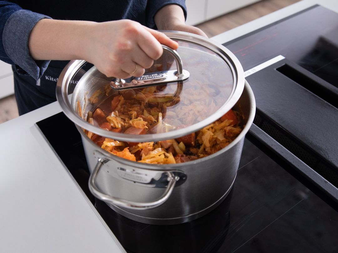 Bigos - The original Polish hunter’s stew | Recipe | Kitchen Stories