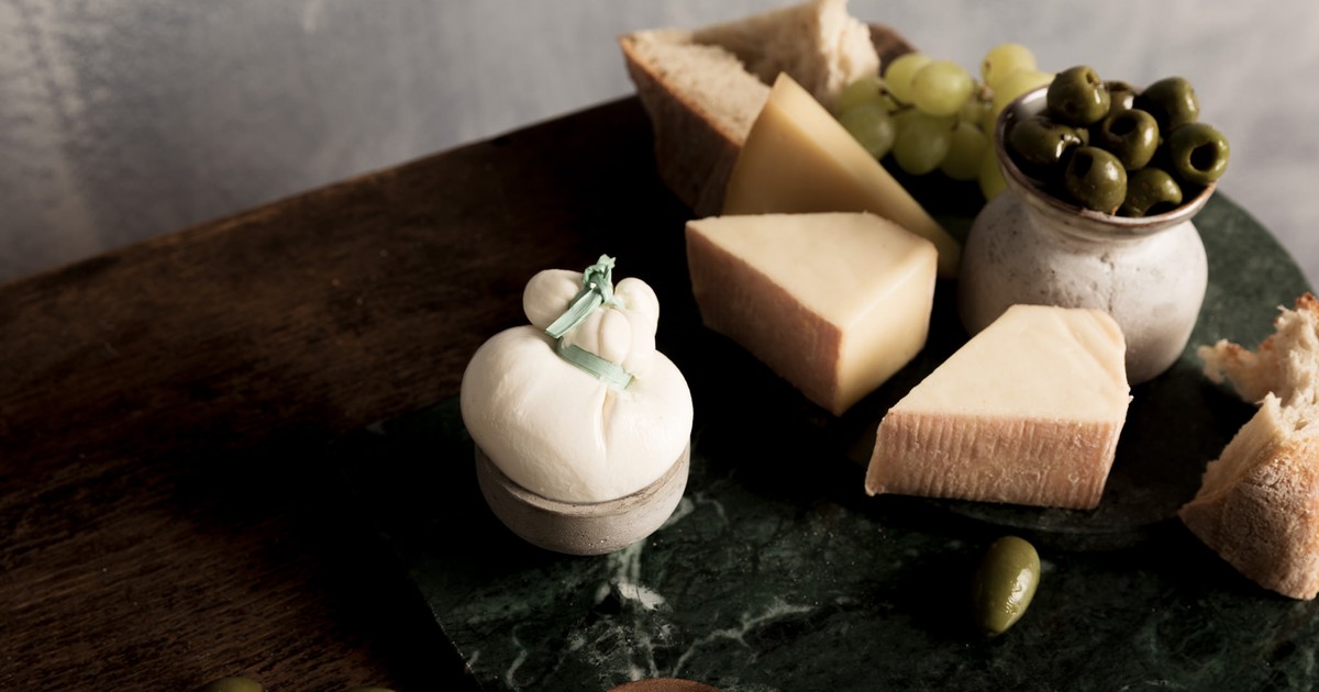 The Complete Guide to Italian Cheeses (and the 13 Kinds to Know ...