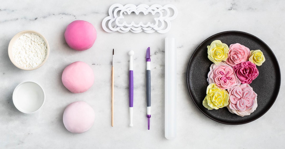 3 ways to make fondant flowers at home | Recipe | Kitchen Stories