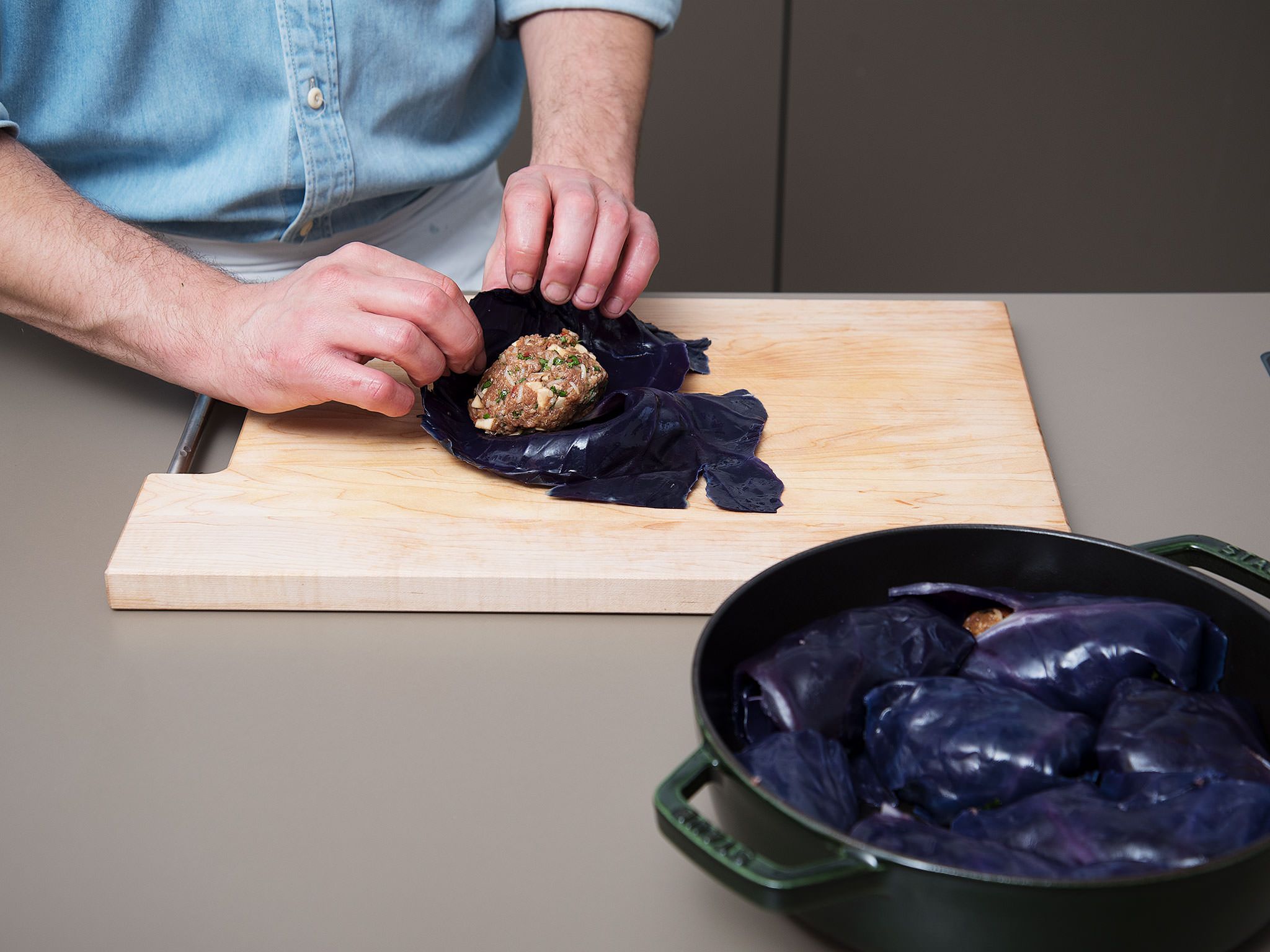 Mushroom-stuffed red cabbage rolls | Recipe | Kitchen Stories