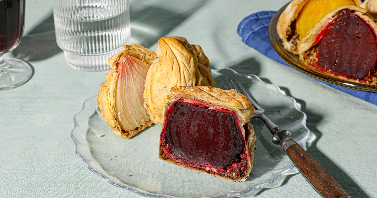 Mini vegan beet Wellingtons | Recipe | Kitchen Stories