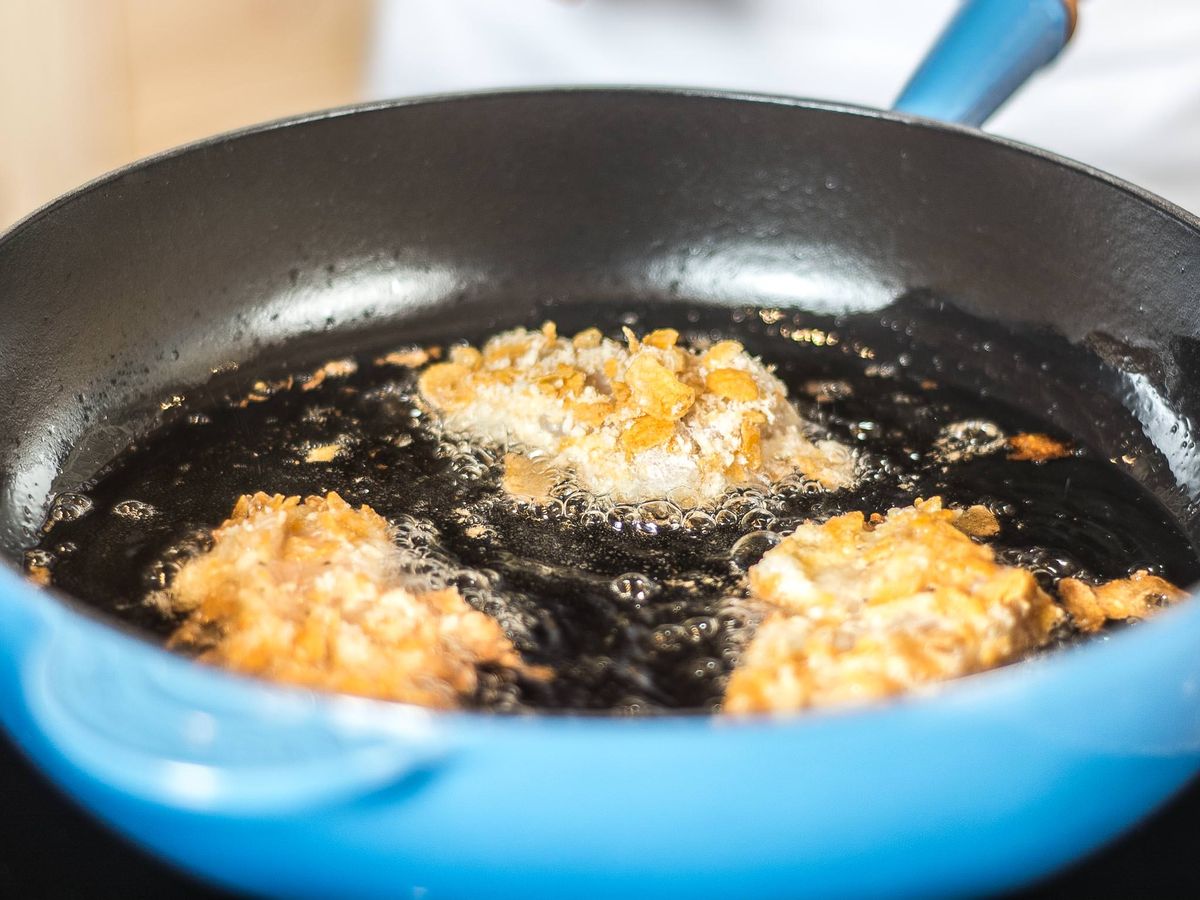 Cornflake-crusted crunchy fish sticks | Recipe | Kitchen Stories