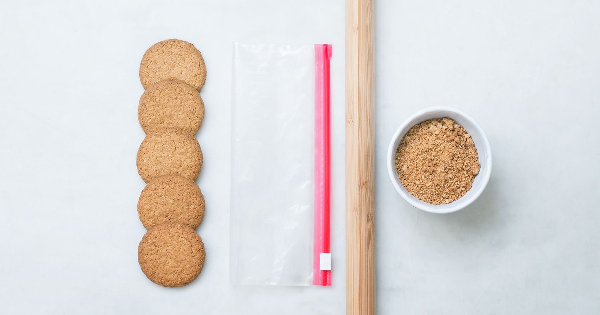 How to crumble cookies neatly | Recipe | Kitchen Stories