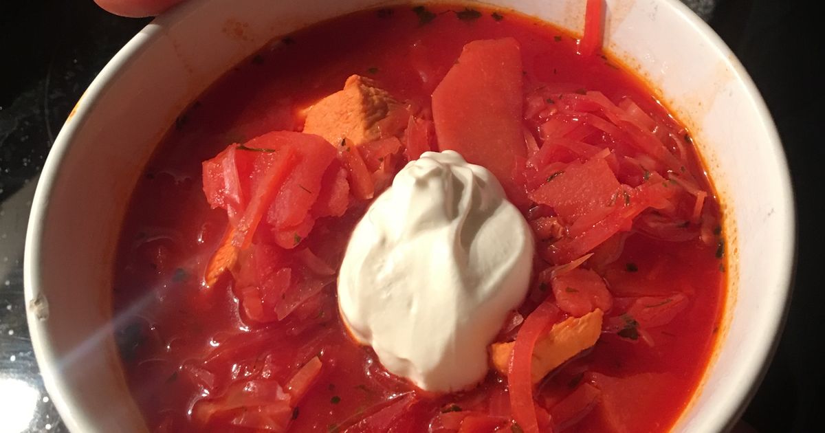 Borscht with chicken | Recipe | Kitchen Stories