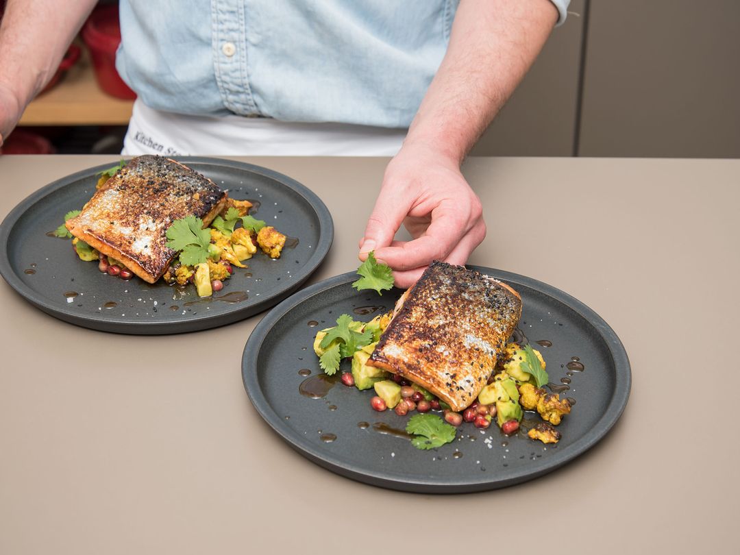 Blood orange-glazed salmon | Recipe | Kitchen Stories