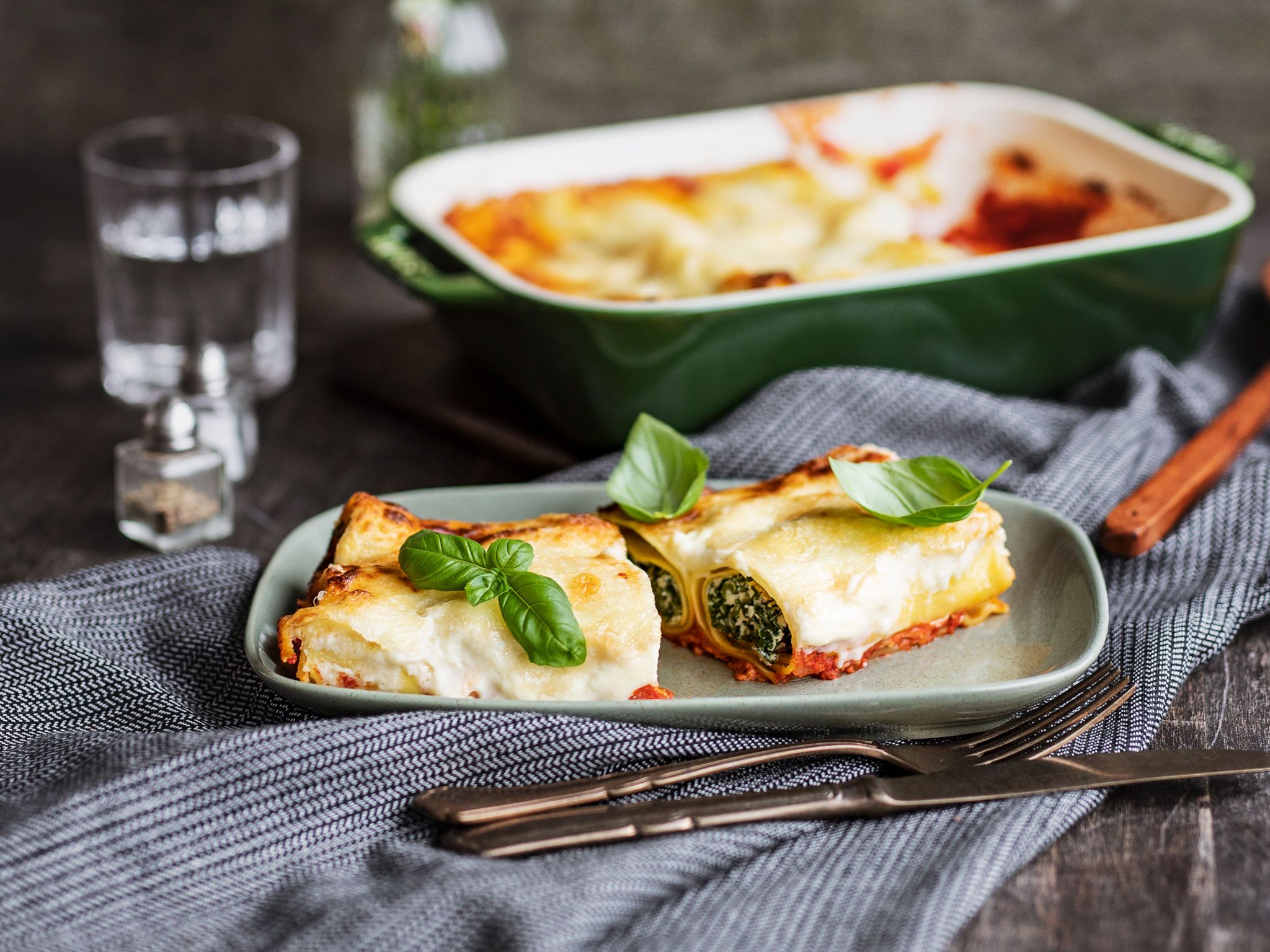 Spinach and ricotta cannelloni | Recipe | Kitchen Stories
