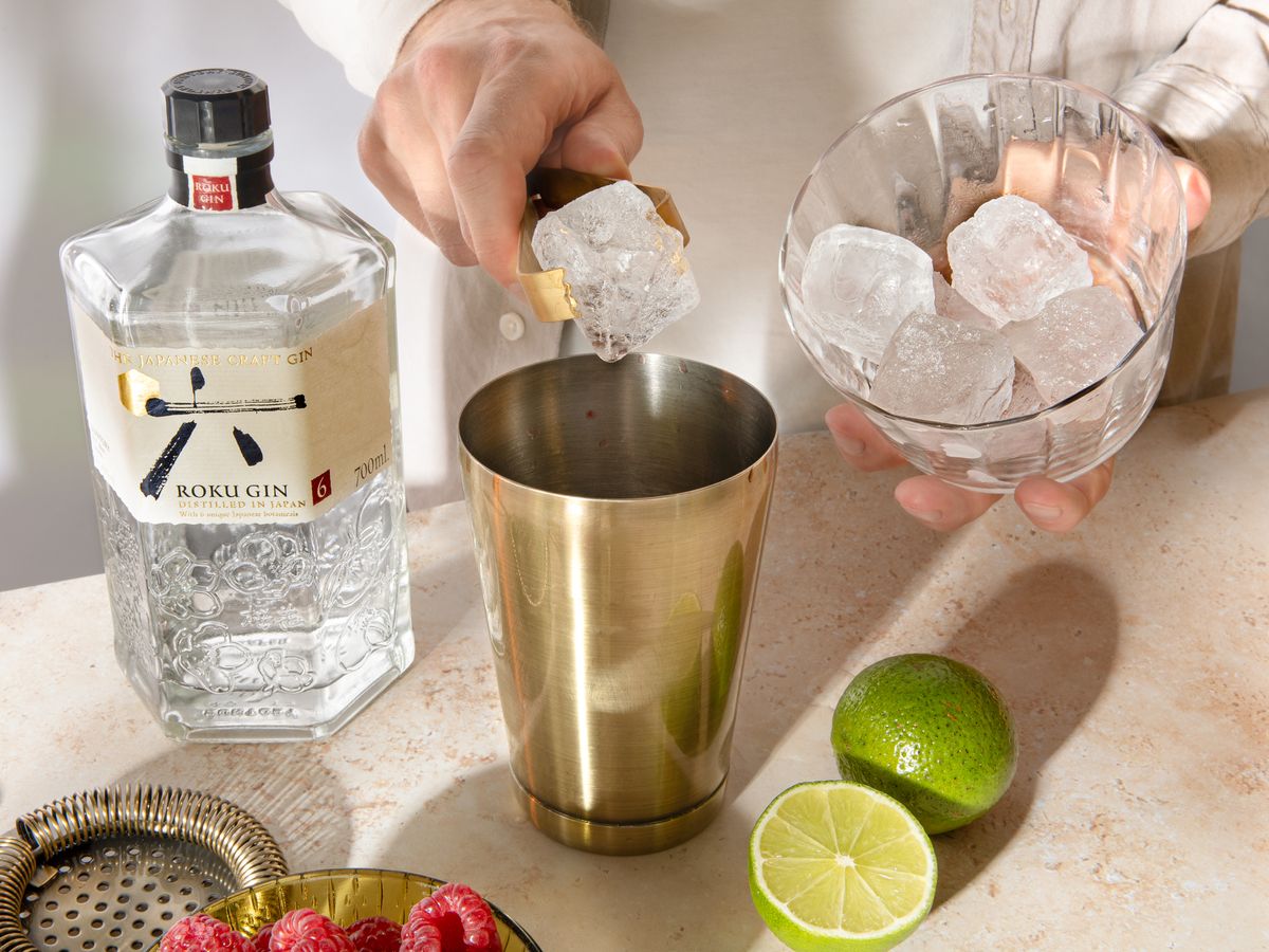 Shiso Berry Gin Smash | Rezept | Kitchen Stories