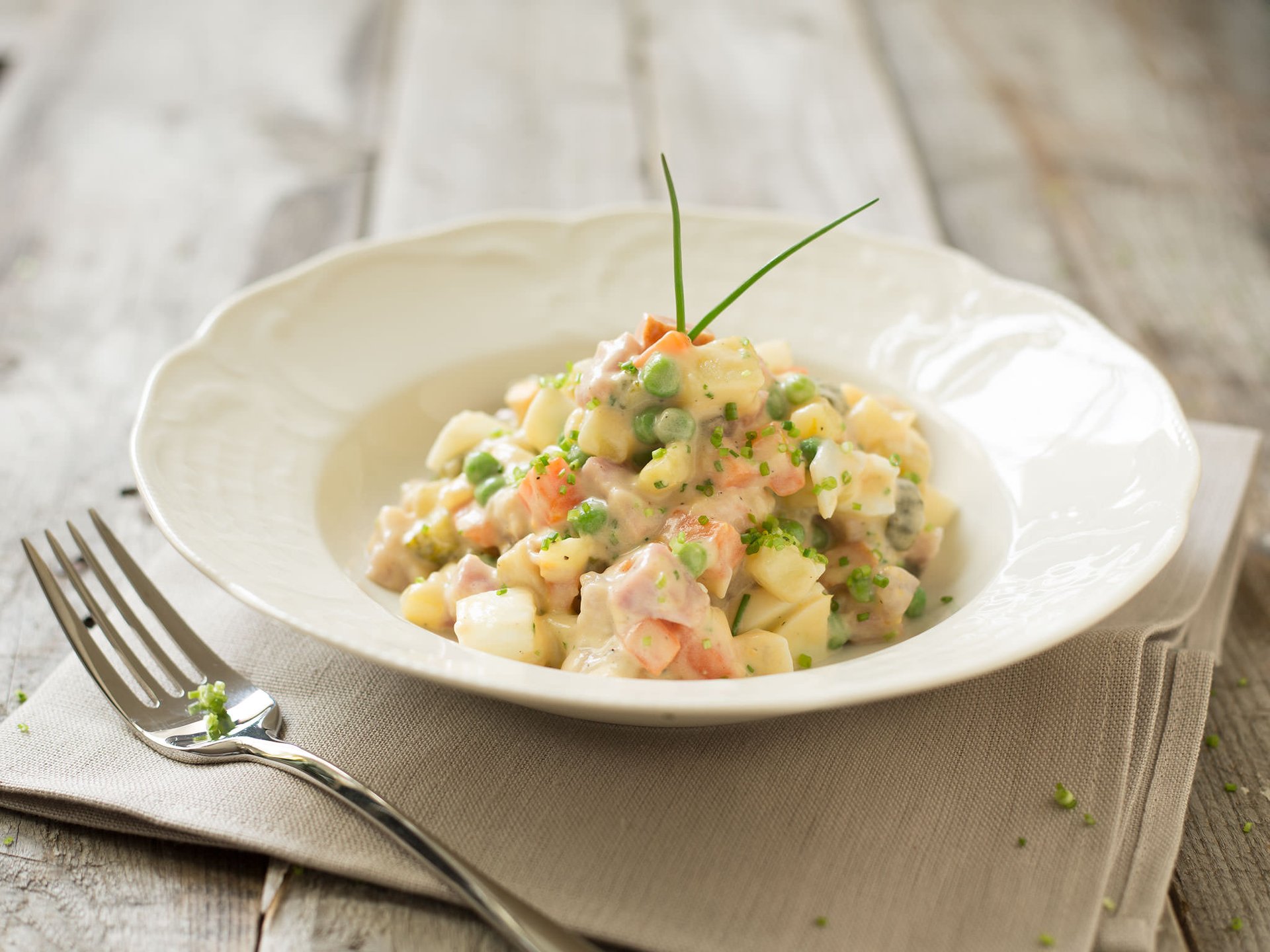 Russischer Salat | Rezept | Kitchen Stories