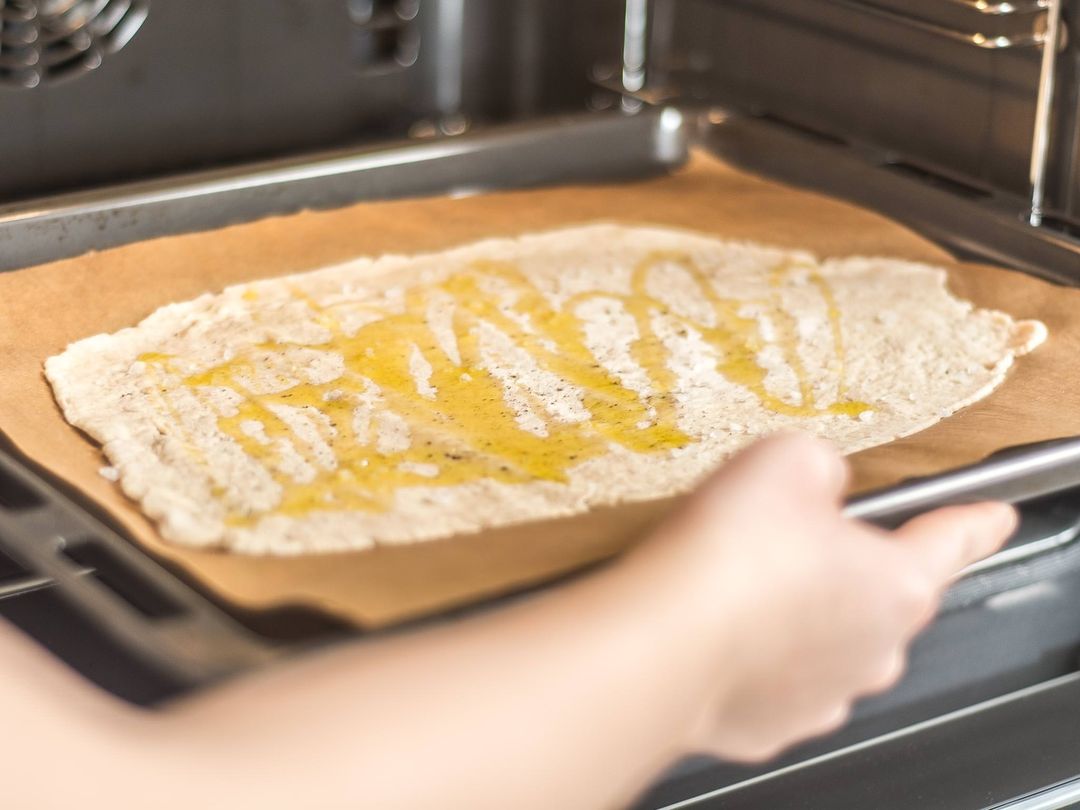 Thin crispy lavash | Recipe | Kitchen Stories